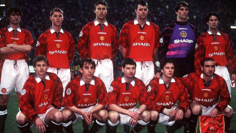 Retro 1996/97 Camiseta de Fútbol Fútbol Personalizada 1ª Manchester ...